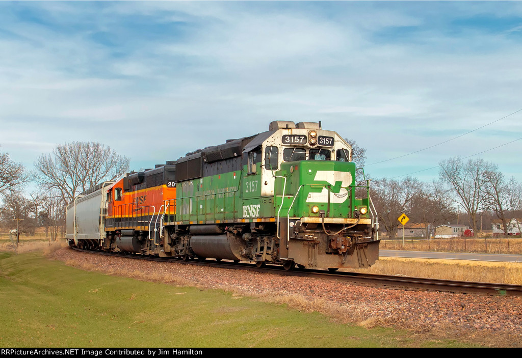 BNSF 3157 South